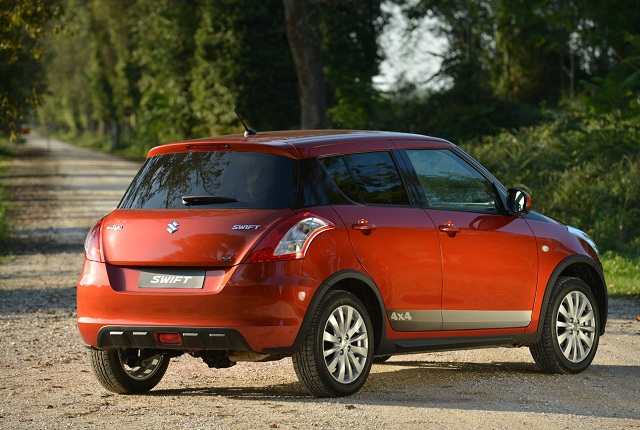 Suzuki Swift Outdoor: ora anche 4×4