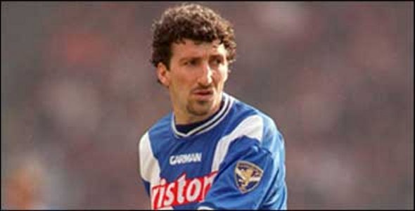 Hubner record: a 43 anni continua a giocare, poi farà l'allenatore