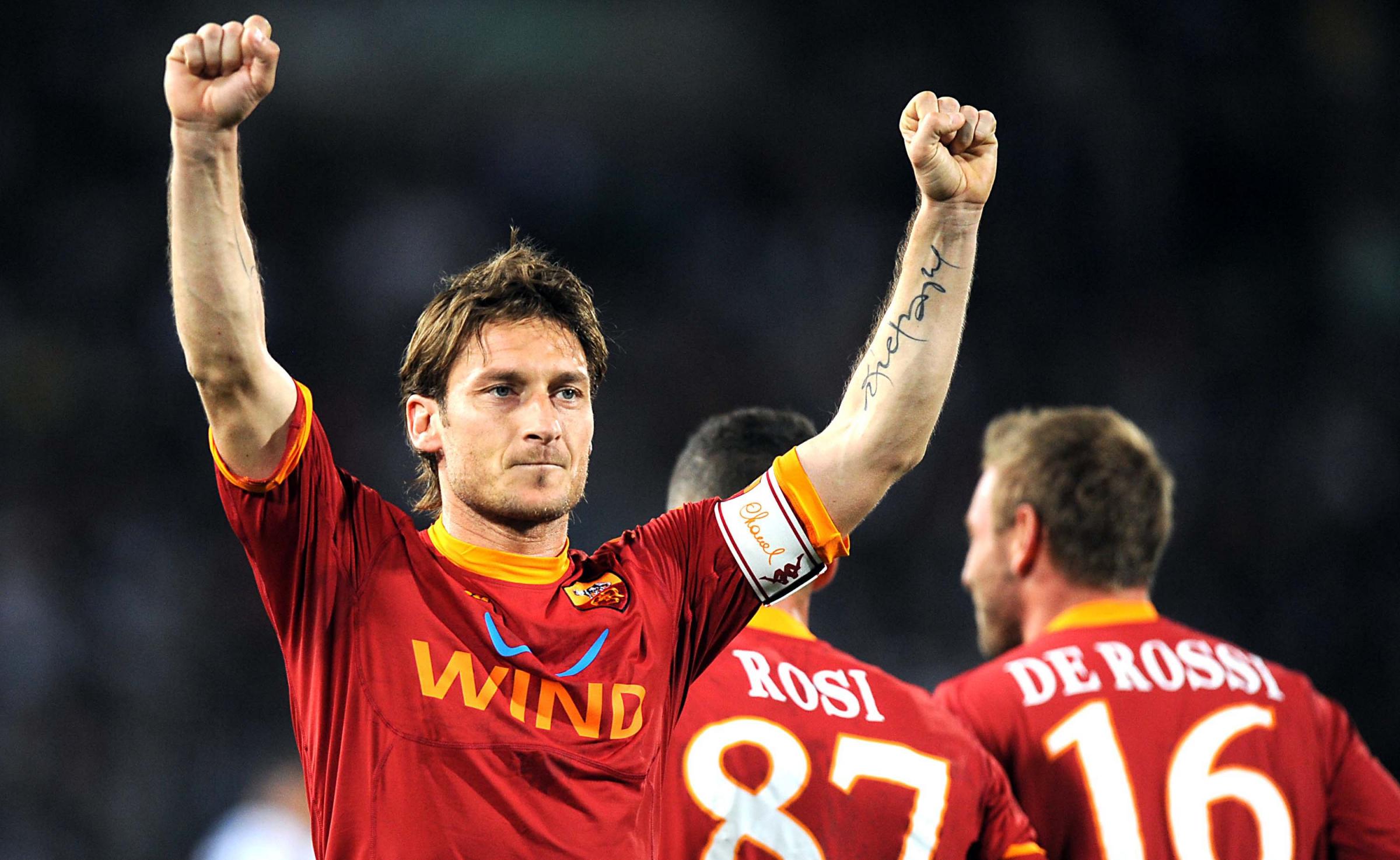 Oggi è il compleanno di Francesco Totti: per lui 35anni di Roma