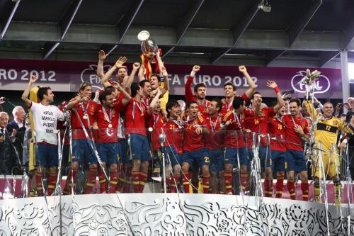 La storia di Euro2012: da Sheva-Ibra, al cucchiaio di Pirlo, fino al ...