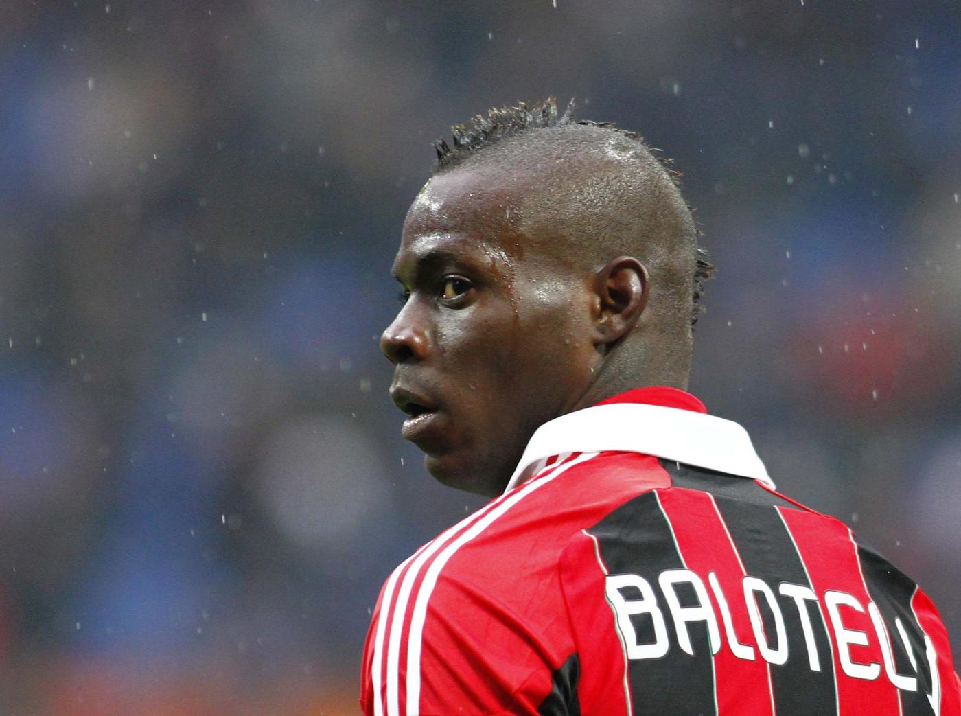 Balotelli: Battiamo il Napoli e ci prendiamo il secondo posto (VIDEO)