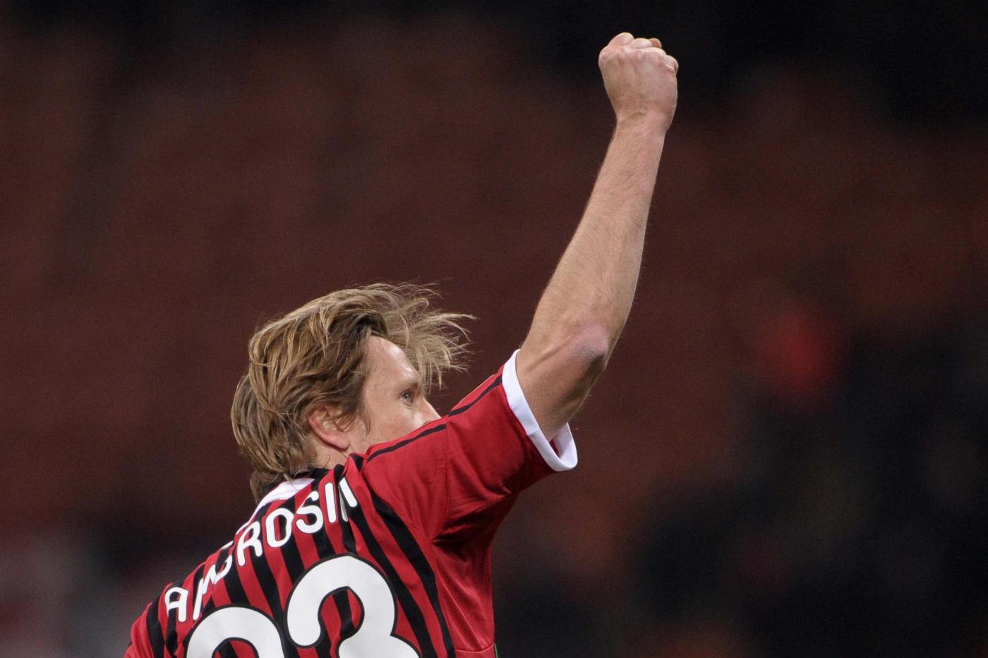 L'addio di Massimo Ambrosini, l'ultimo eroe rossonero di una dinastia ...
