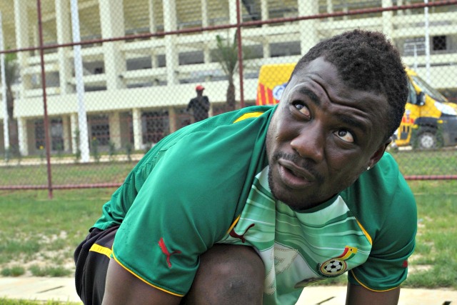 Rahim Ayew ferito a colpi di pistola dai ladri