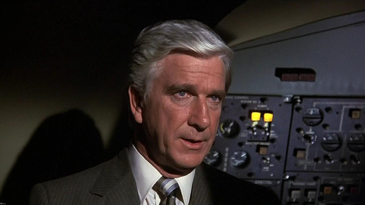 Leslie Nielsen è morto. Video youtube dell'aereo più pazzo del mondo