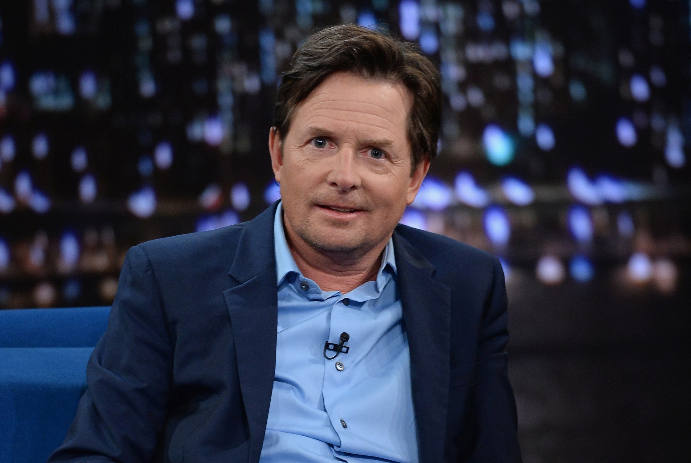 Il Parkinson di Michael J. Fox è divertente: rete televisiva si scusa