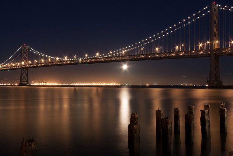The Bay Lights a San Francisco è la più grande scultura di luce LED del ...