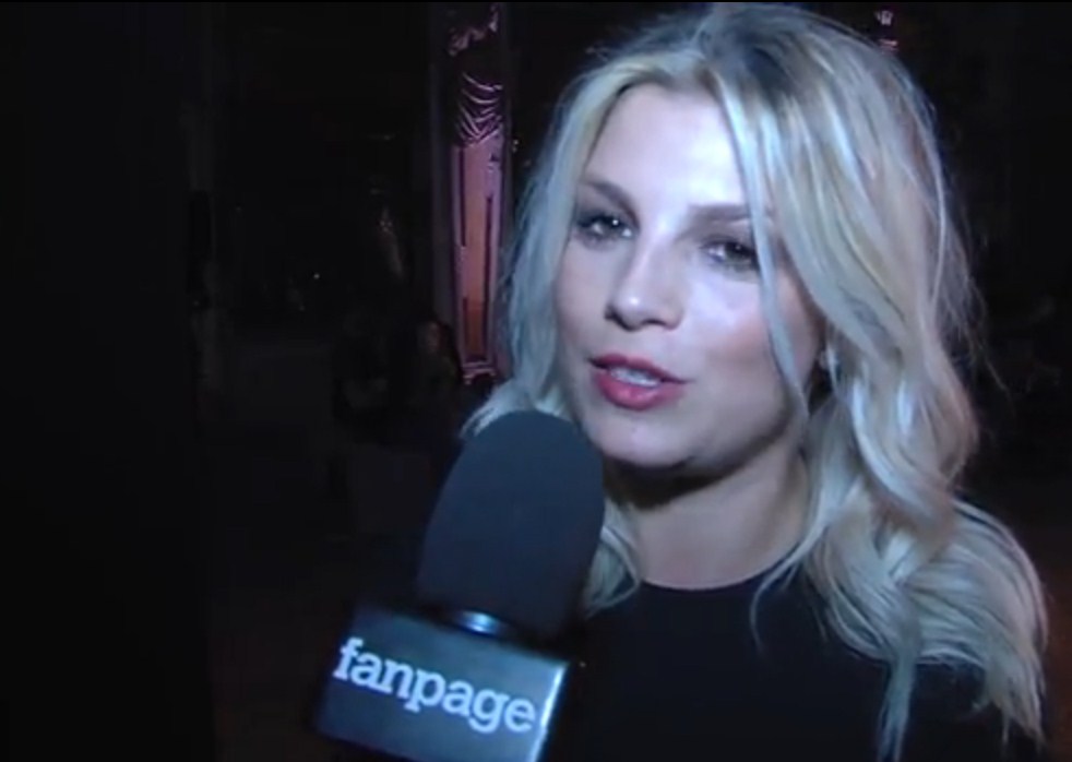 Emma Marrone diva glamour alle sfilate di Milano (VIDEO)
