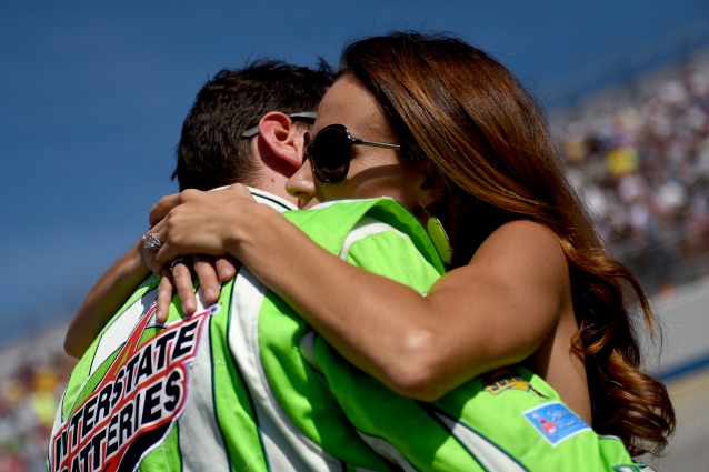 10 motivi per cui abbracciarsi fa bene a corpo e mente