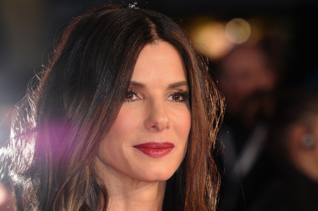 Sandra Bullock a 49 anni è mamma single e felice: Basta con gli uomini