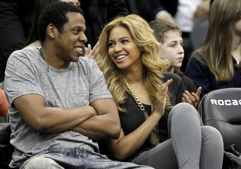 La rivista People incorona Beyoncè: è lei la donna più bella del mondo ...