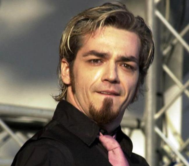 Morgan in tour nei teatri italiani