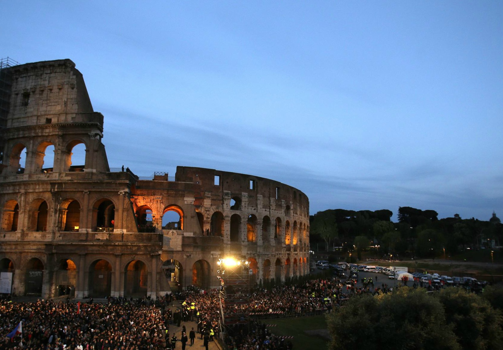 Via Crucis 2016 al Colosseo, strade chiuse e bus deviati