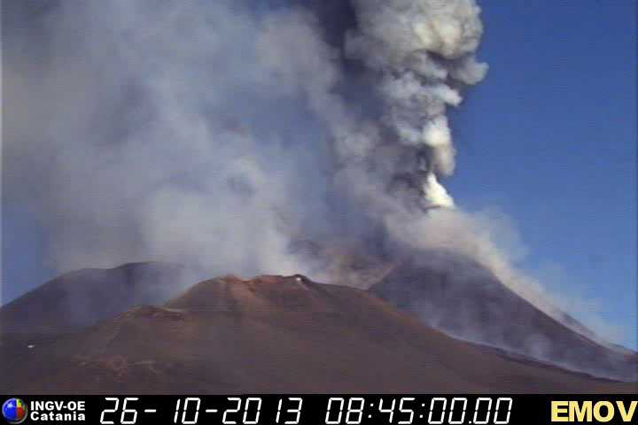 Eruzione dell'Etna del 26 ottobre, preannunciata da due scosse di terremoto