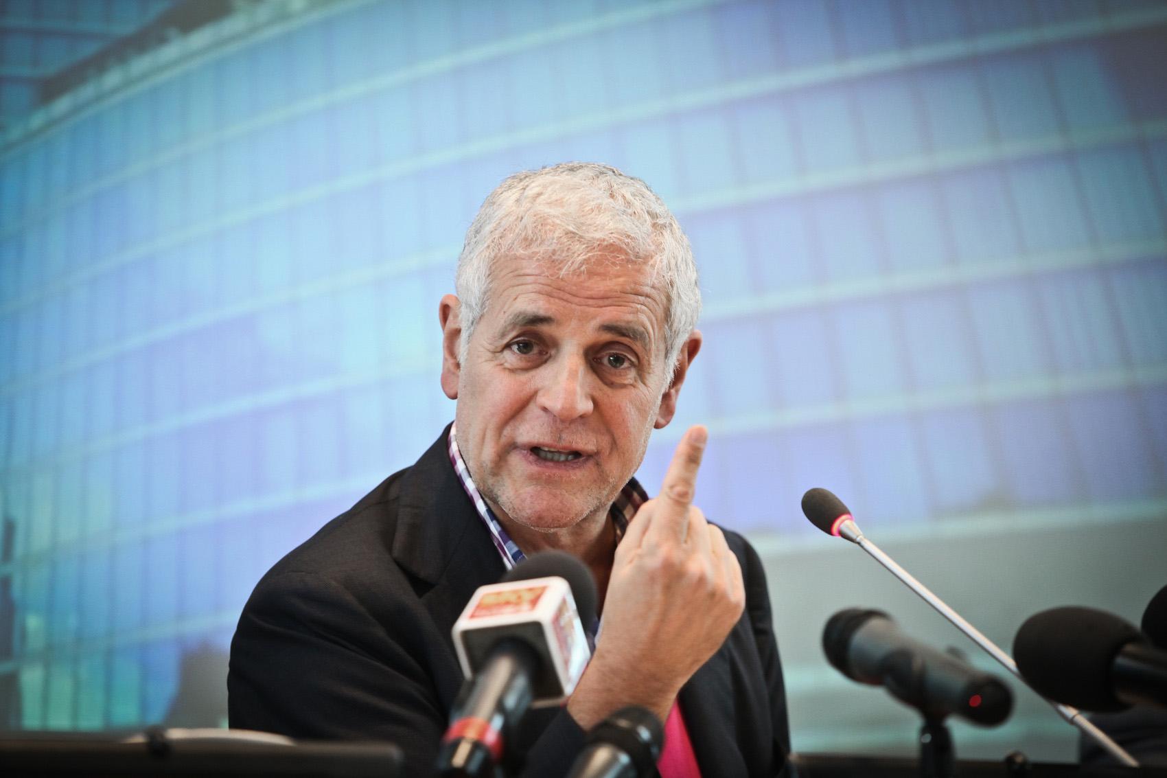 Formigoni è indagato, e adesso anche il suo coinquilino e compagno di ...