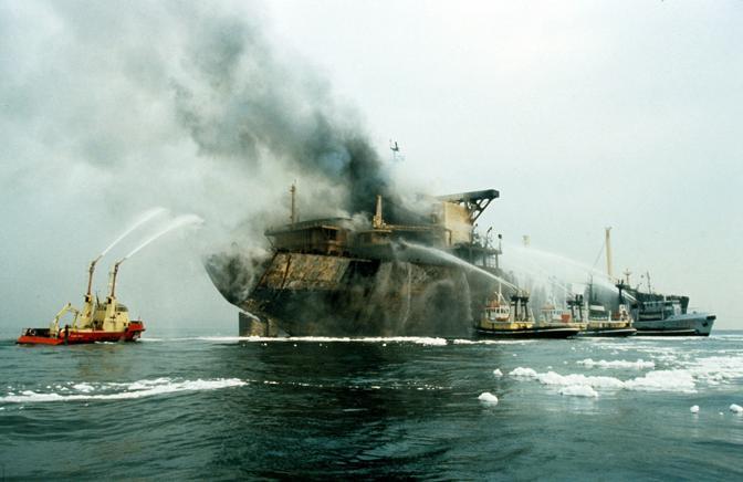 Moby Prince, a 30 anni dalla più grande tragedia navale italiana ancora ...