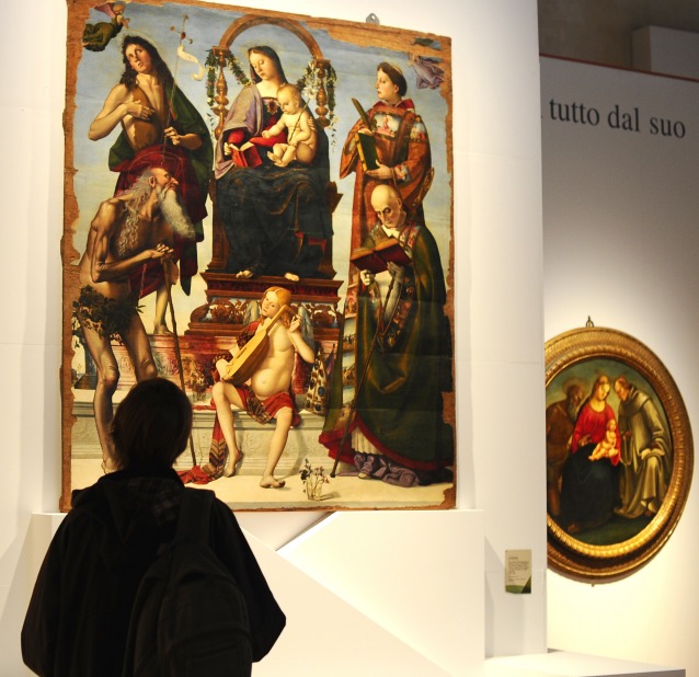 Milano, ladri rubano tre quadri del '400 in pieno giorno al Castello ...