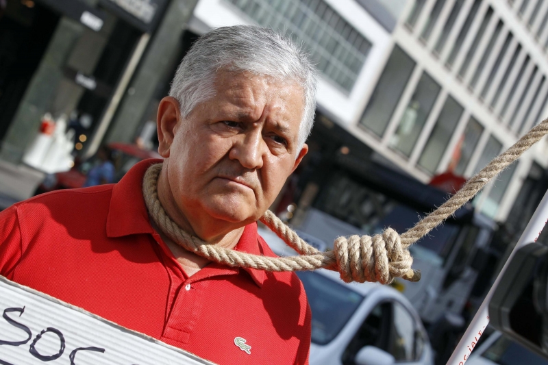 Crime - 8 nooses found at Amazon construction site, work paused again ...