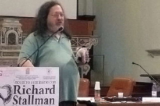 Il software libero e la tua libertà. Intervista a Richard Stallman [VIDEO]