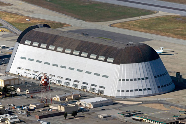 Google affitta campo d'aviazione della NASA