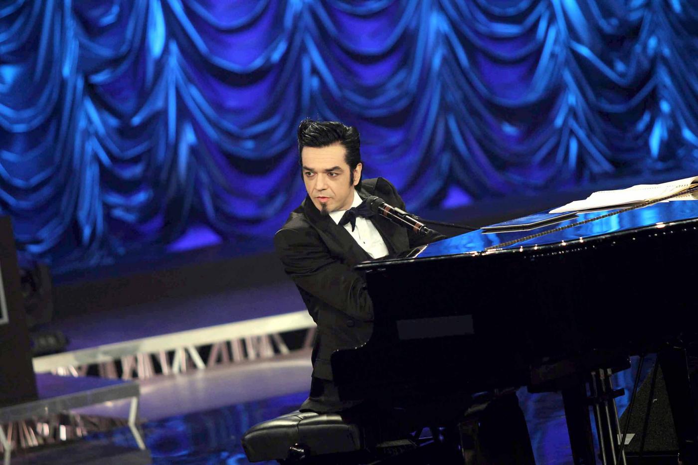 Morgan dice addio a X Factor: Me ne vergogno, mi sento un pagliaccio deriso