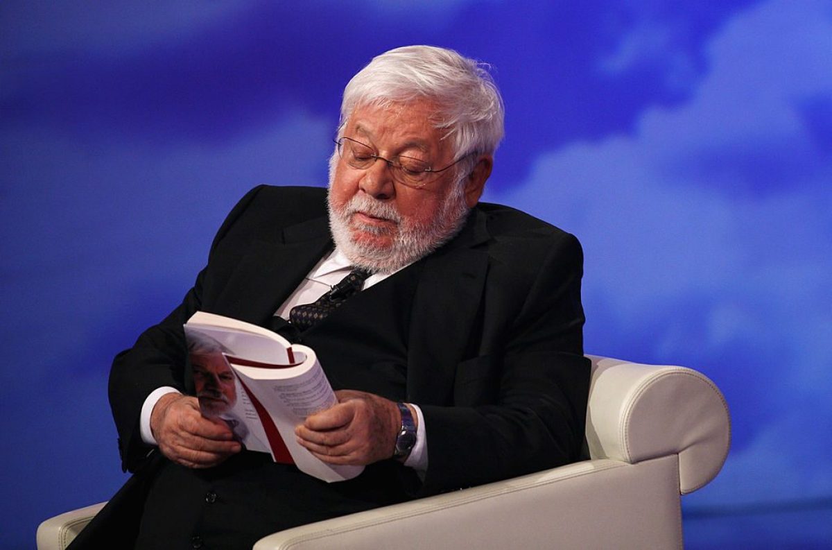 Paolo Villaggio, i libri su Fantozzi tra i più belli della letteratura ...