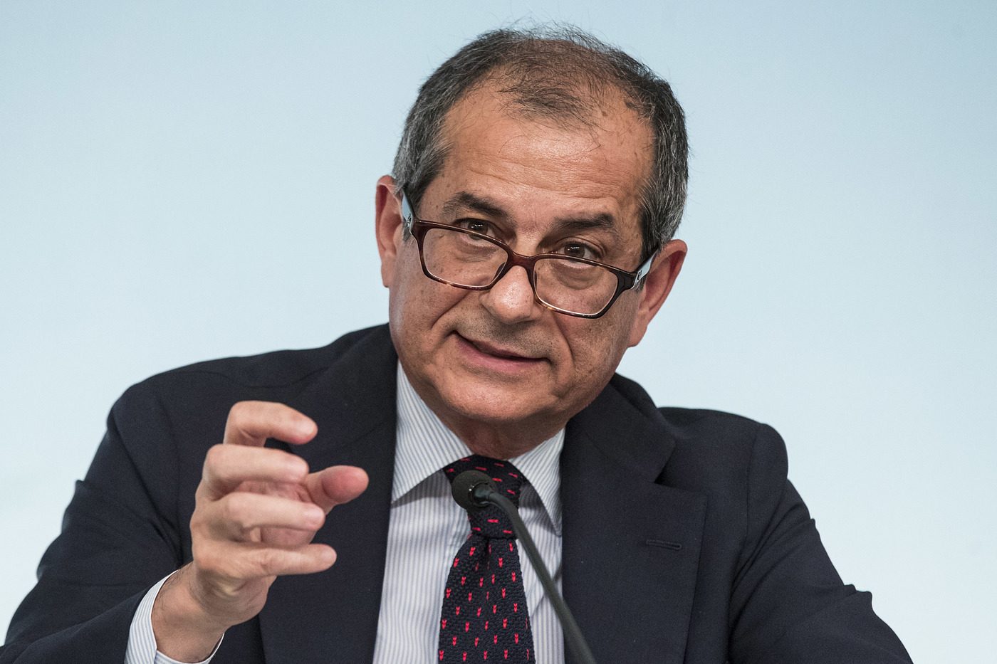 Giovanni Tria: Flat tax nella prossima legge di bilancio e pace fiscale ...