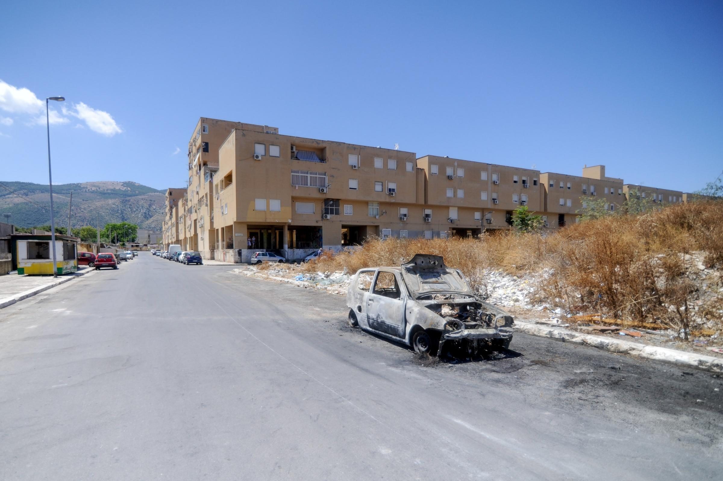 Palermo, sparatoria al quartiere Zen: uccisi padre e figlio