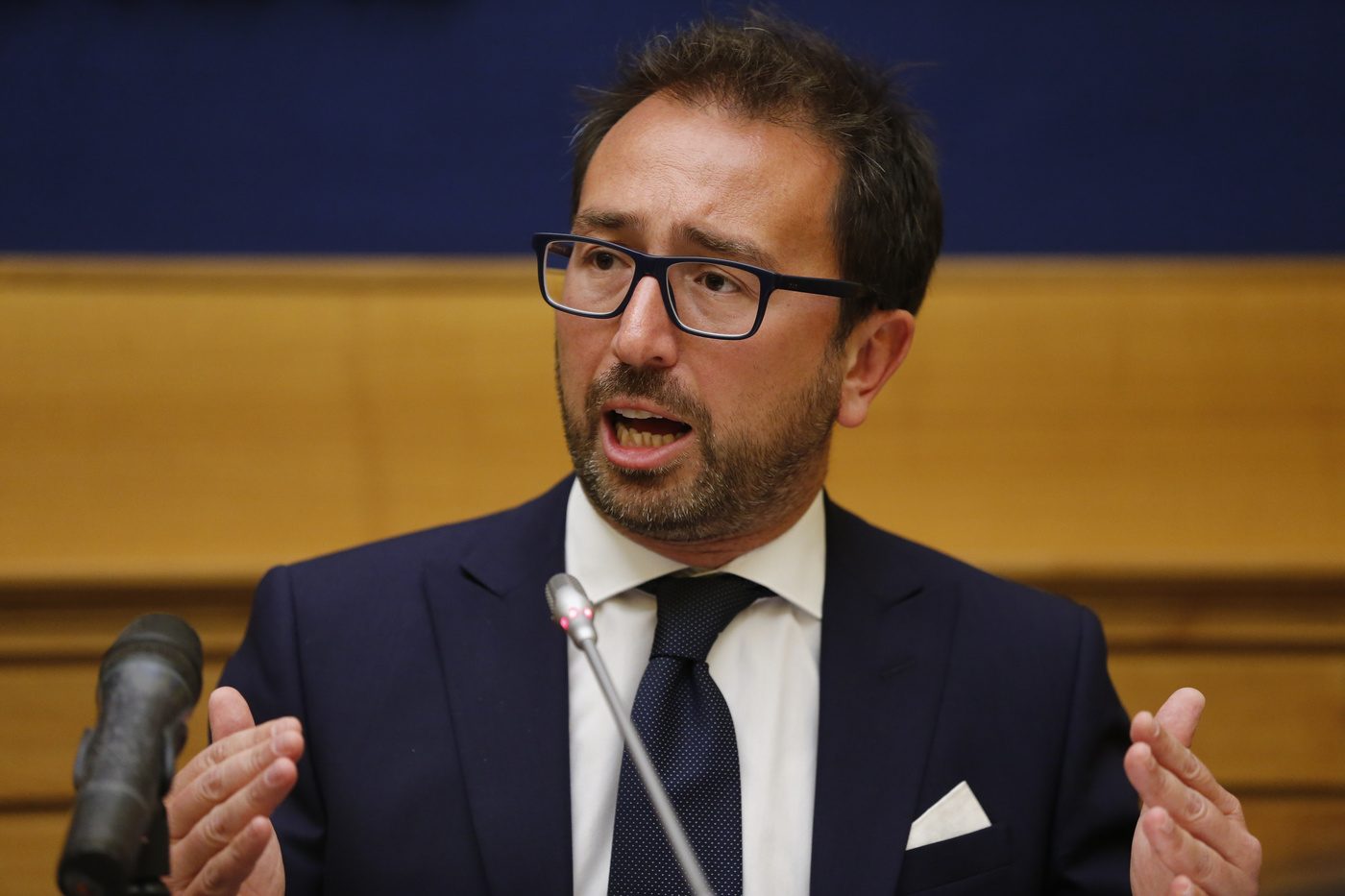 Bonafede: Lega ha bloccato riforma su intercettazioni. Non governano ...