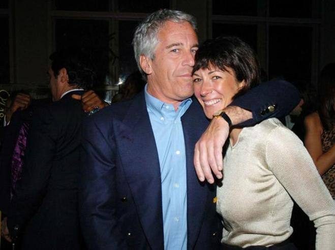 Caso Epstein, l'ex compagna Ghislaine Maxwell colpevole per la giuria ... Caso Epstein, l'ex compagna Ghislaine Maxwell colpevole per la giuria ...