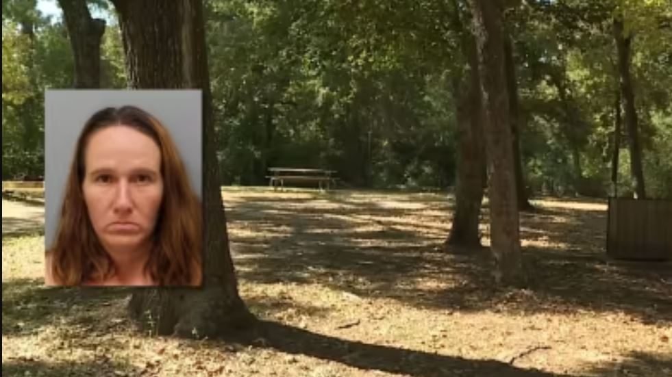 Mamma porta la figlia di 5 anni al parco e la uccide tagliandole la ...