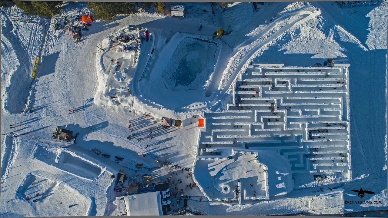 Benvenuti a Snowlandia, il più grande labirinto di neve del mondo