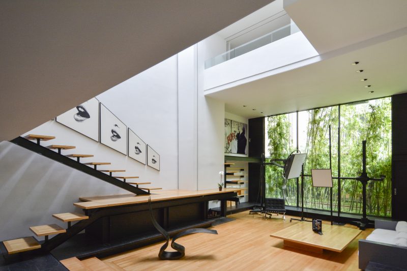 La storia della casa dello stilista Halston nella serie di Netflix ...