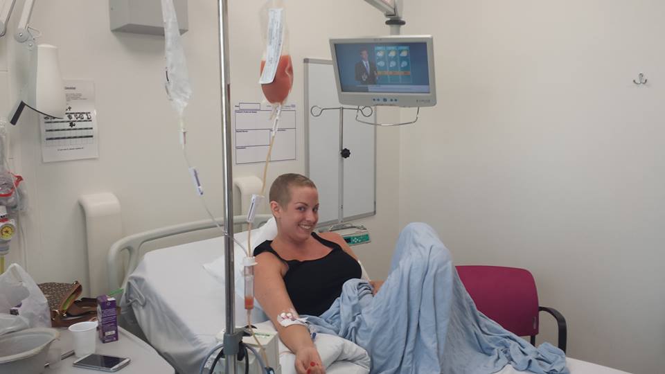 Prima delle nozze scopre di avere il cancro: oggi è guarita e si gode ...