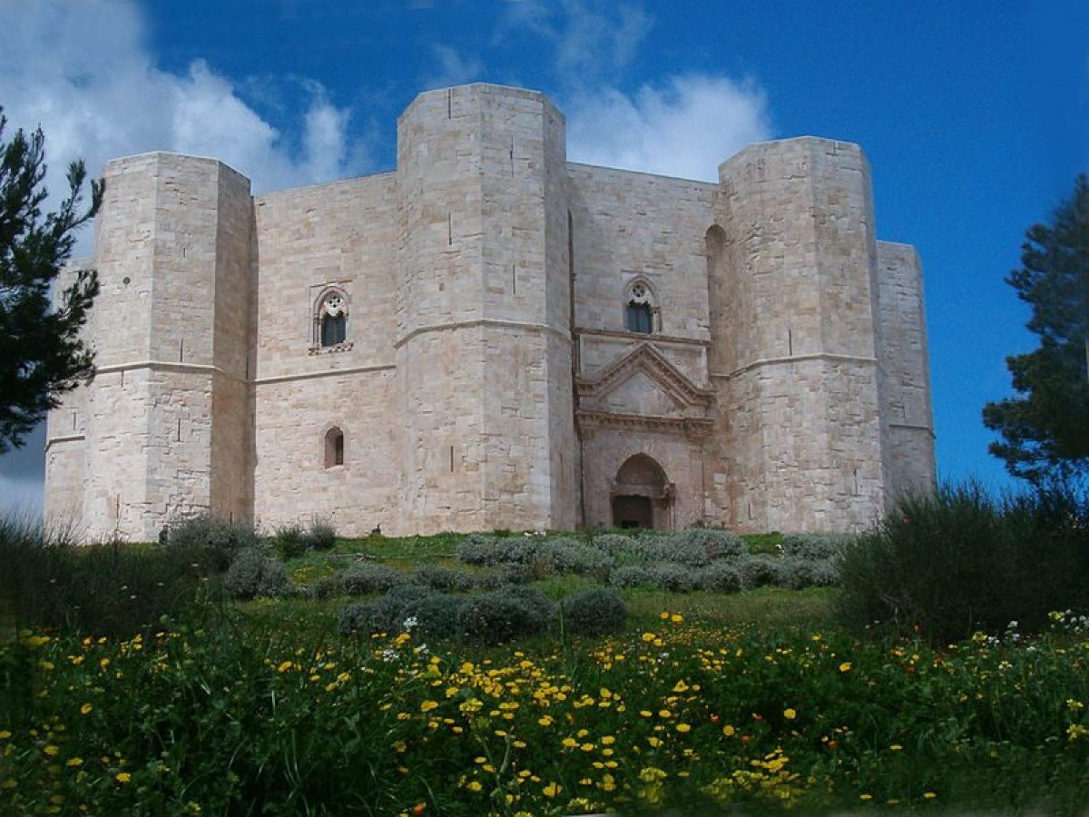 La fortezza ottagonale di Castel del Monte