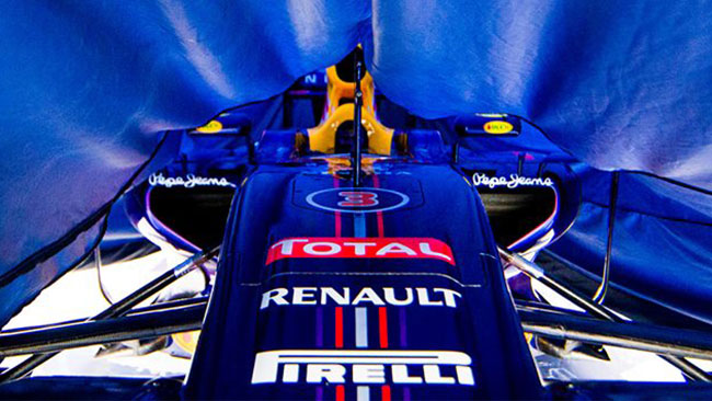 Red Bull, la RB11 passa i crash test e corre verso Jerez