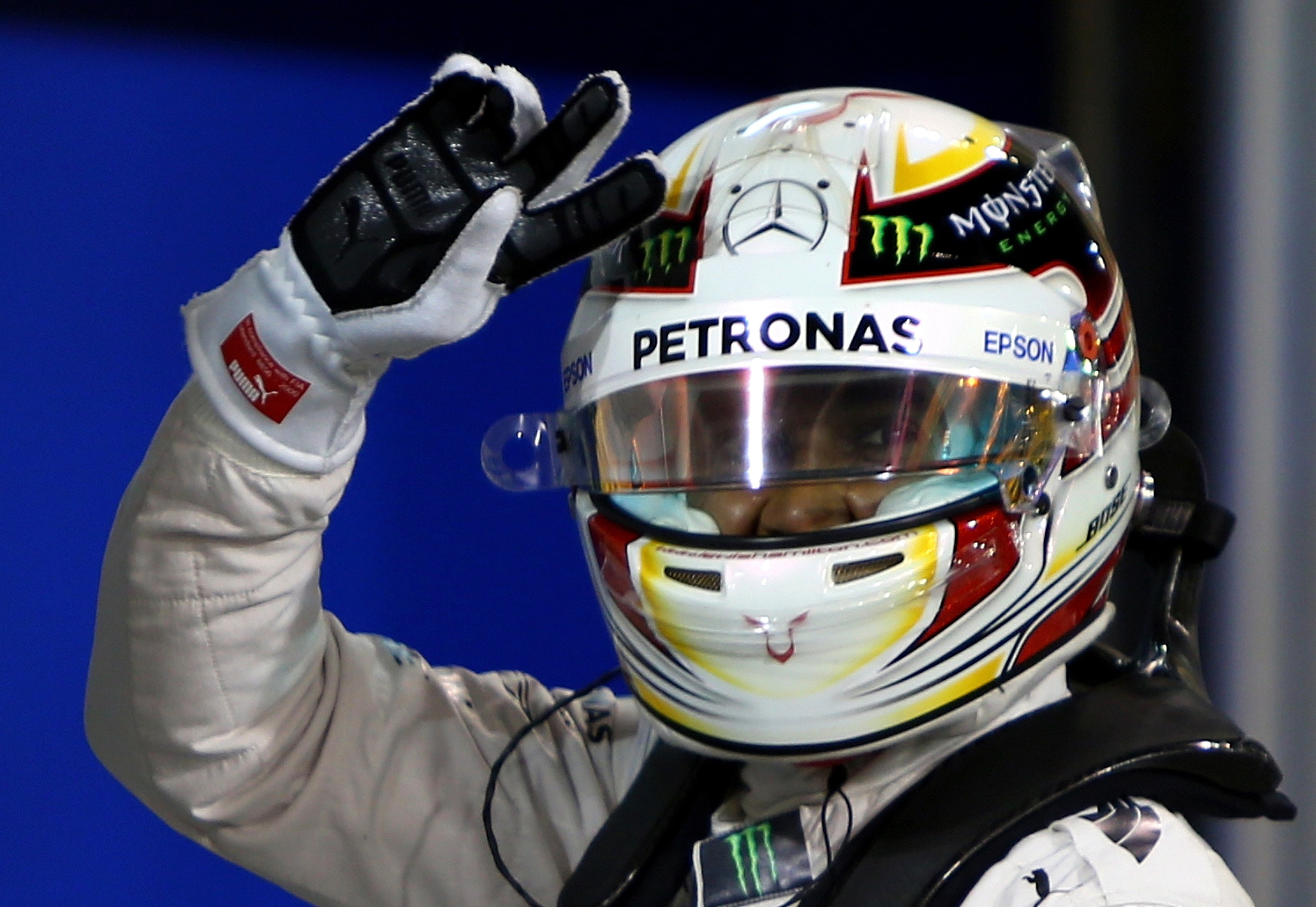 GP Bahrain, Hamilton: Pronto alla battaglia con la Ferrari