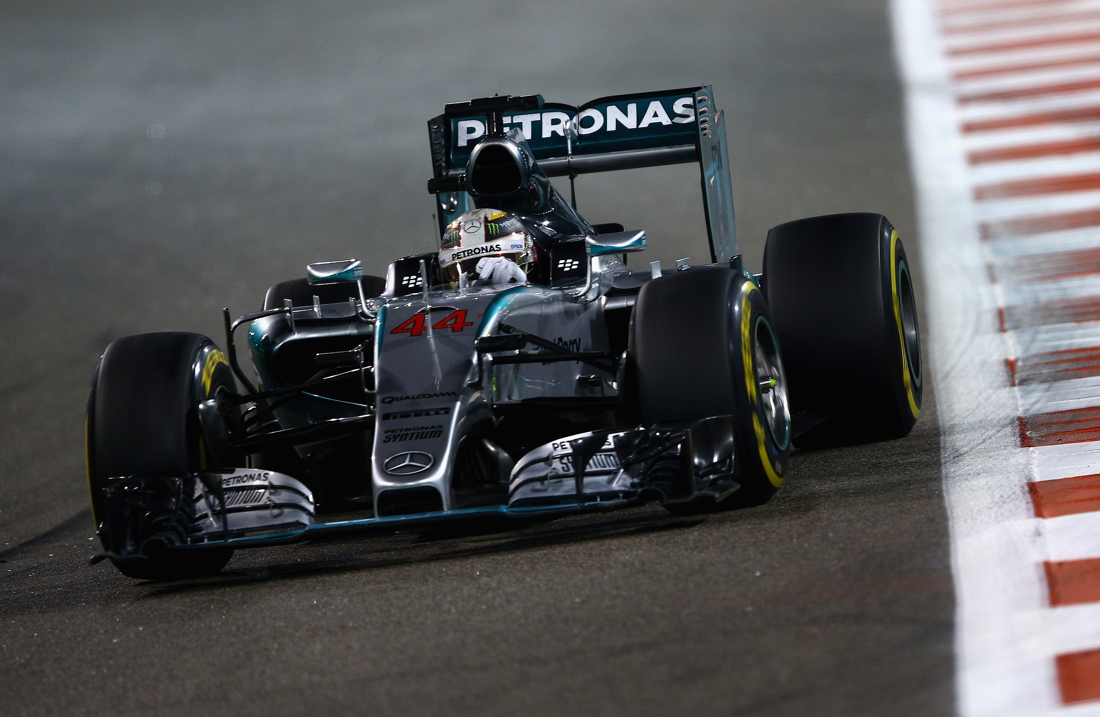 Mercedes, la W07 Hybrid ha superato i crash test FIA