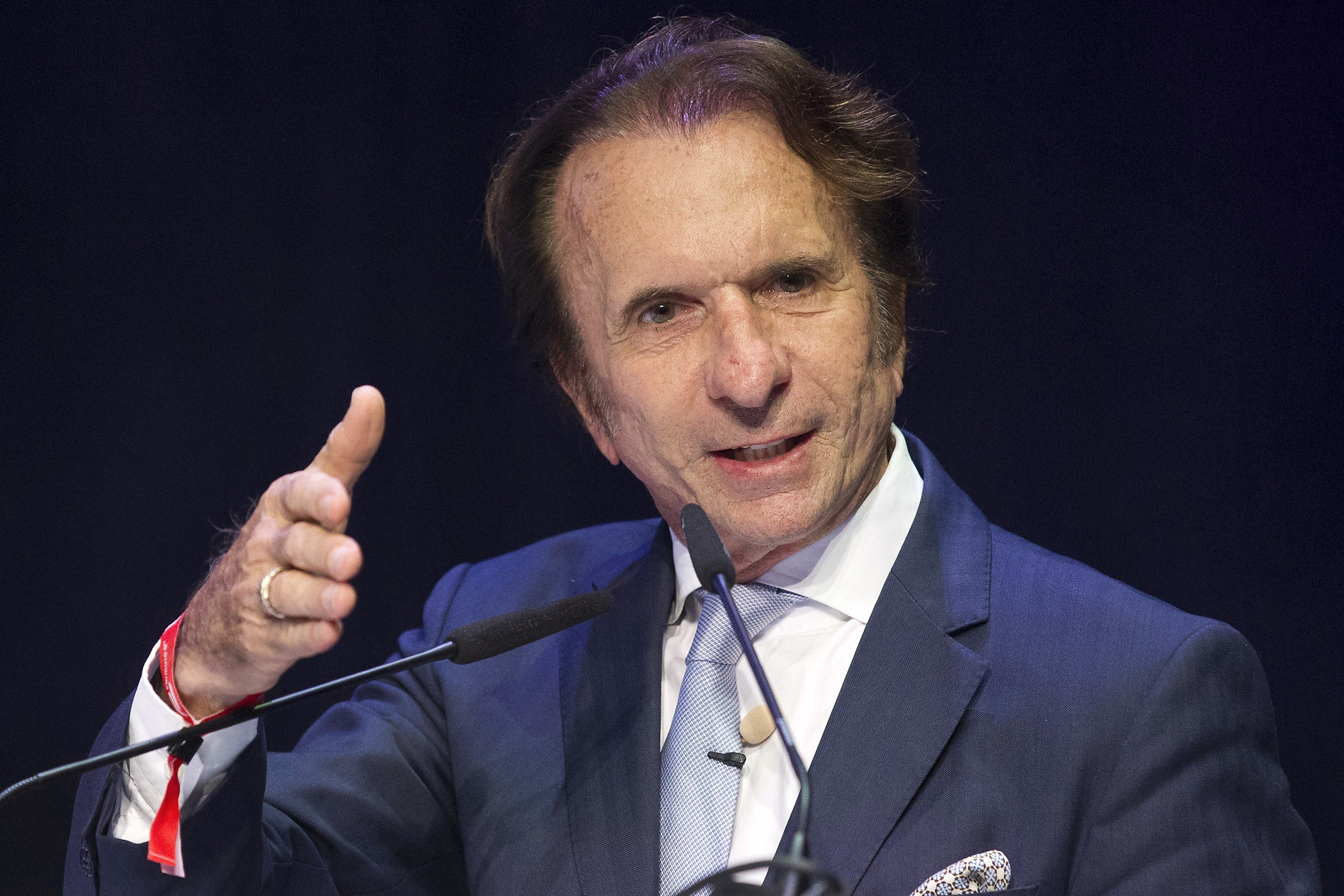 Guai finanziari per Emerson Fittipaldi: sequestrati auto e trofei