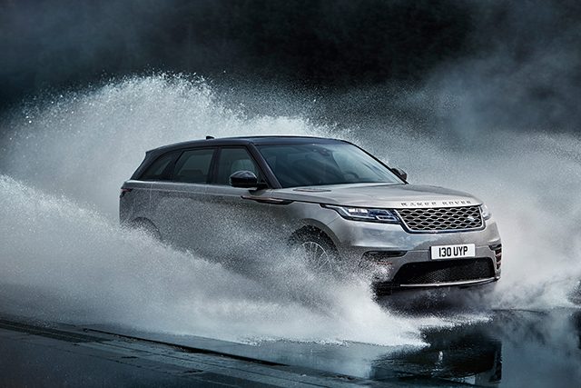 Nasce la Range Rover Velar, prezzo e dotazioni del SUV britannico