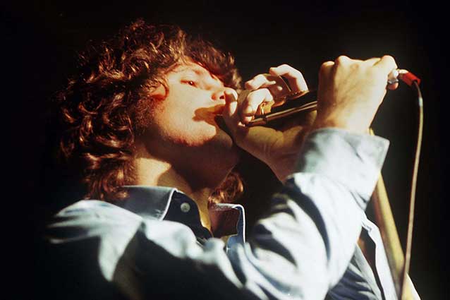 Ricordando Jim Morrison: 5 canzoni da riascoltare a 45 anni dalla morte