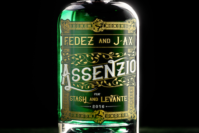 L'assenzio di J-Ax e Fedez che invita a imparare dagli sbagli commessi