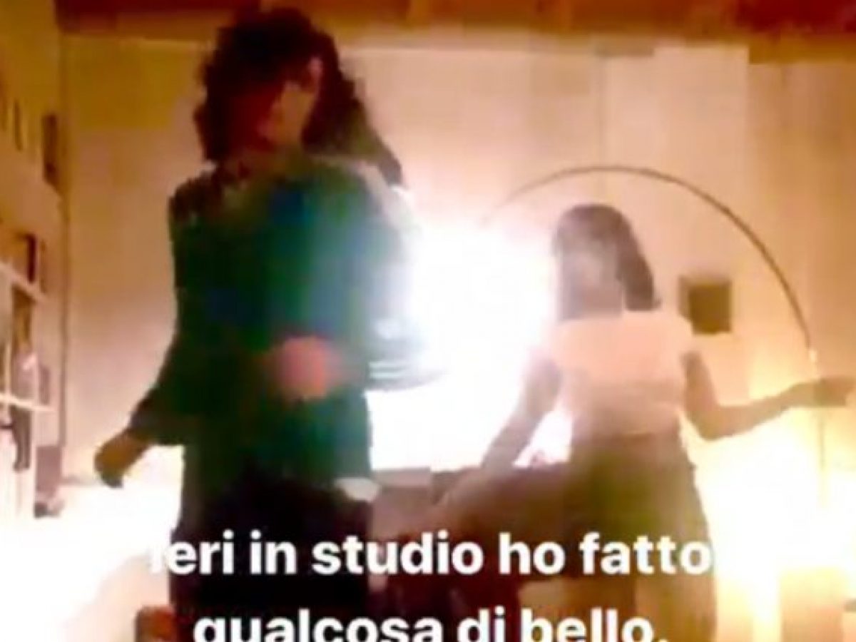Ermal Metà ha annunciato nuova musica ballando con la fidanzata in una ...