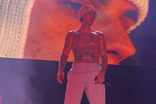 Il ritorno di Justin Bieber a Lucca dopo la malattia: la dedica alla ...