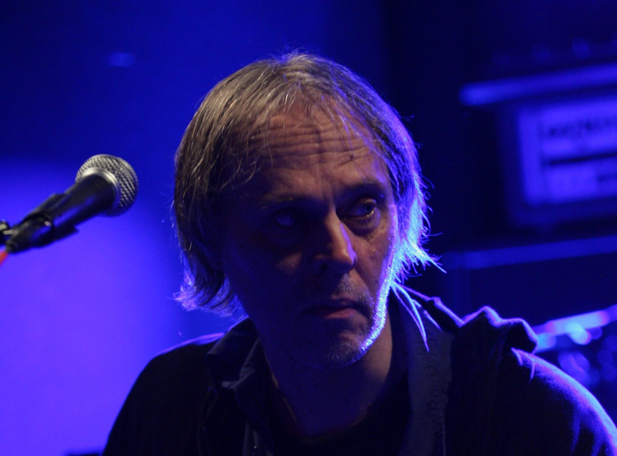 È morto Tom Verlaine, il celebre chitarrista dei Television aveva 73 anni