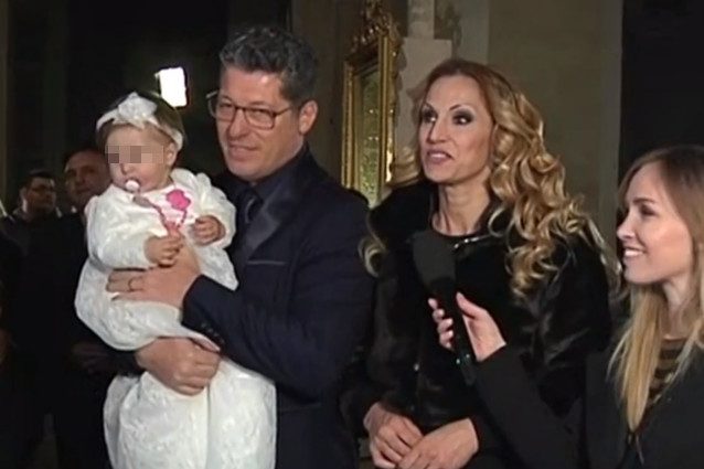 Annalisa Minetti e il battesimo della figlia Elena dopo le critiche ...