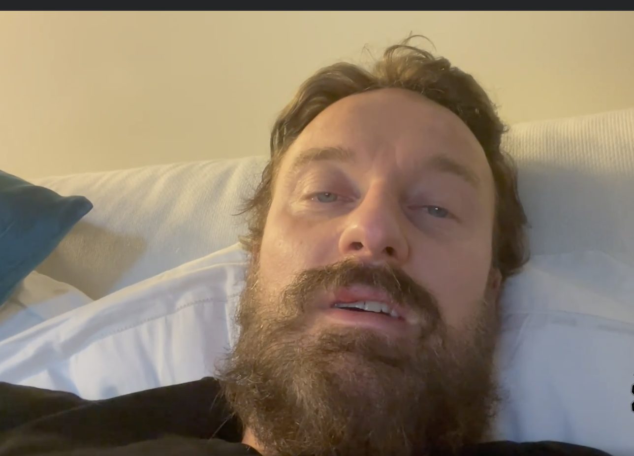 Facchinetti dopo il pugno di Conor McGregor: Ha spento il cervello ...