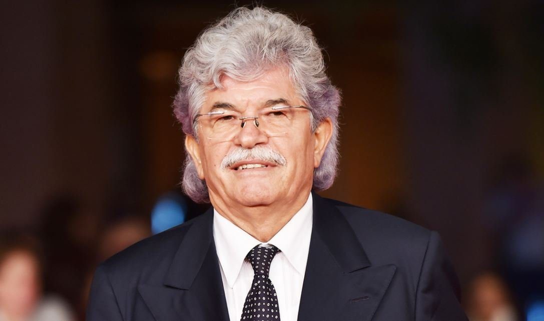 Razzi vostri, l'ex senatore in tv ogni giorno con il suo punto di vista ...