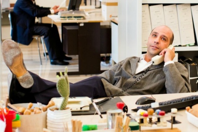 Checco Zalone: Anch'io sognavo il posto fisso, tentai un concorso in ...