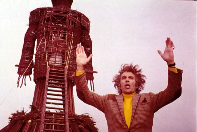 Morto il regista Robin Hardy, cambiò il cinema horror con The Wicker Man