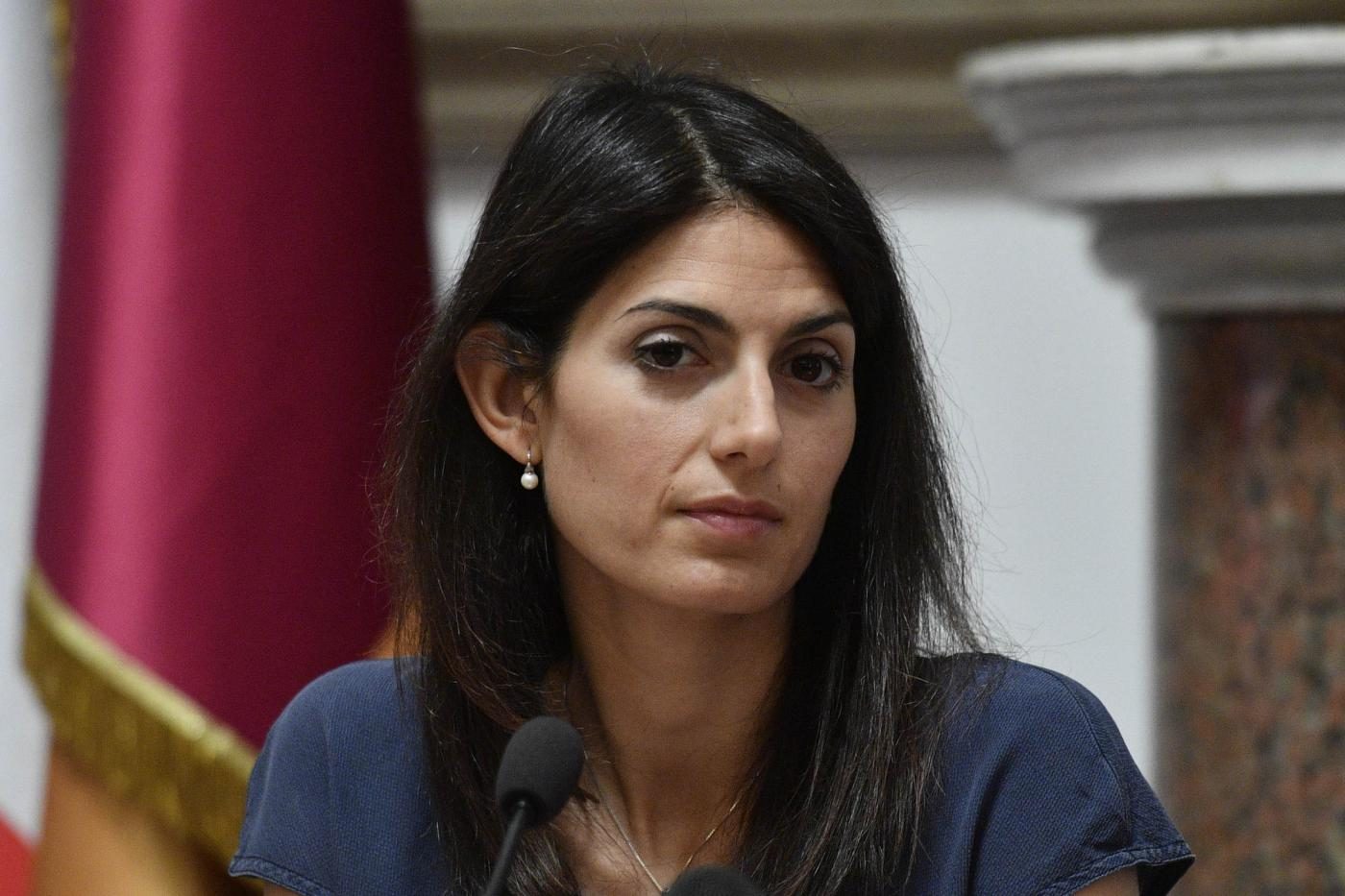 Processo Marra: la difesa rinuncia alla testimonianza di Virginia Raggi